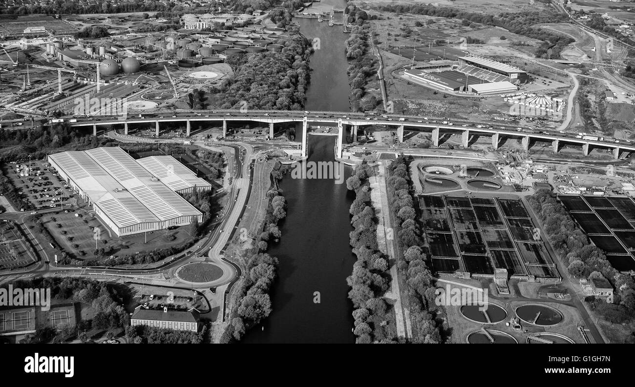 Aerial photo of Barton Lift Bridge under construction over the ...