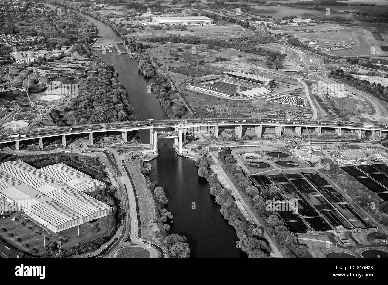 Photo of Barton Lift Bridge prior to the catastrophic structural ...