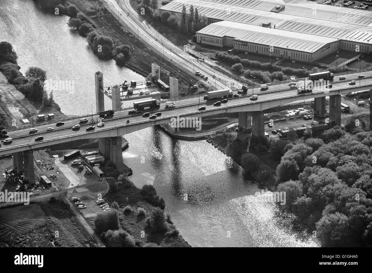 Photo of Barton Lift Bridge prior to the catastrophic structural ...