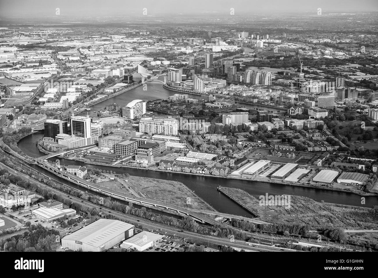 Aerial photo manchester ship canal hi-res stock photography and images ...