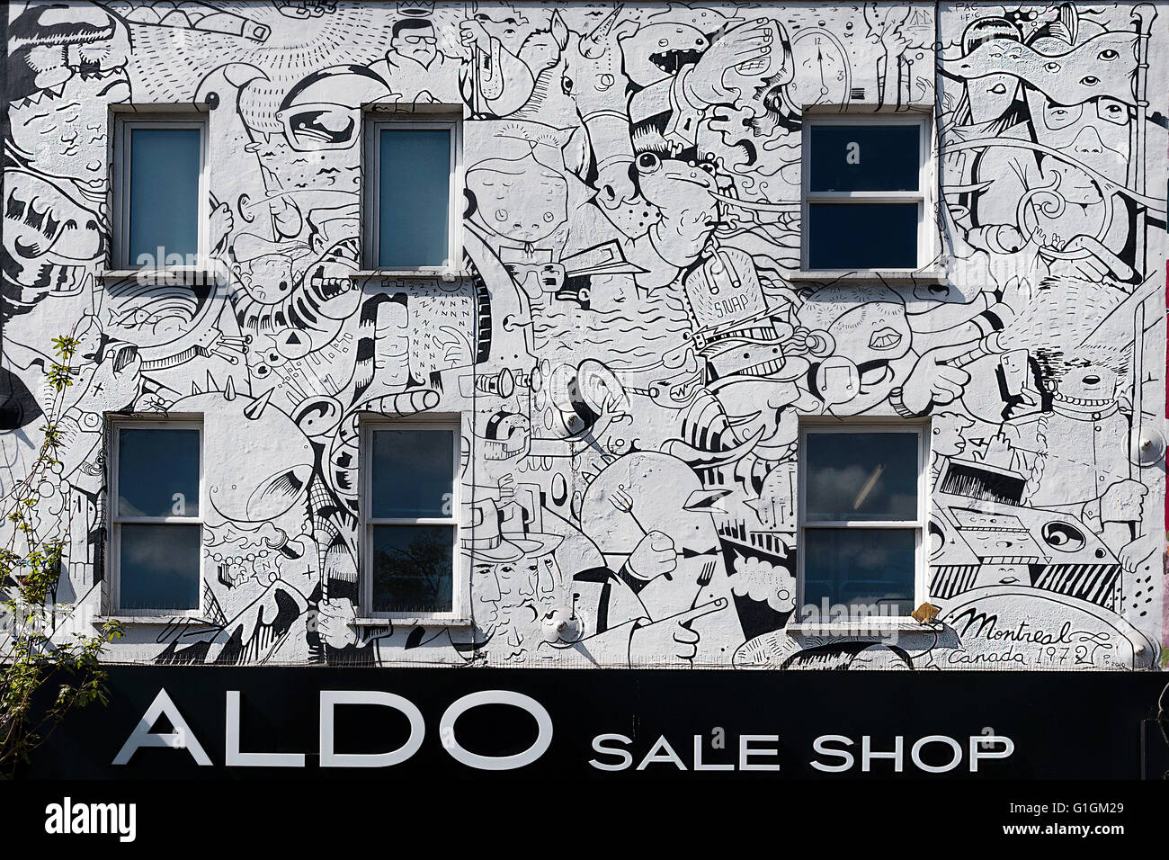 Wall art above an Aldo shop Stock Photo - Alamy