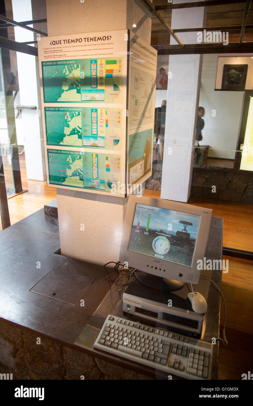 Computer monitoring volcanic activity, Timanfaya Volcano Interpretation ...