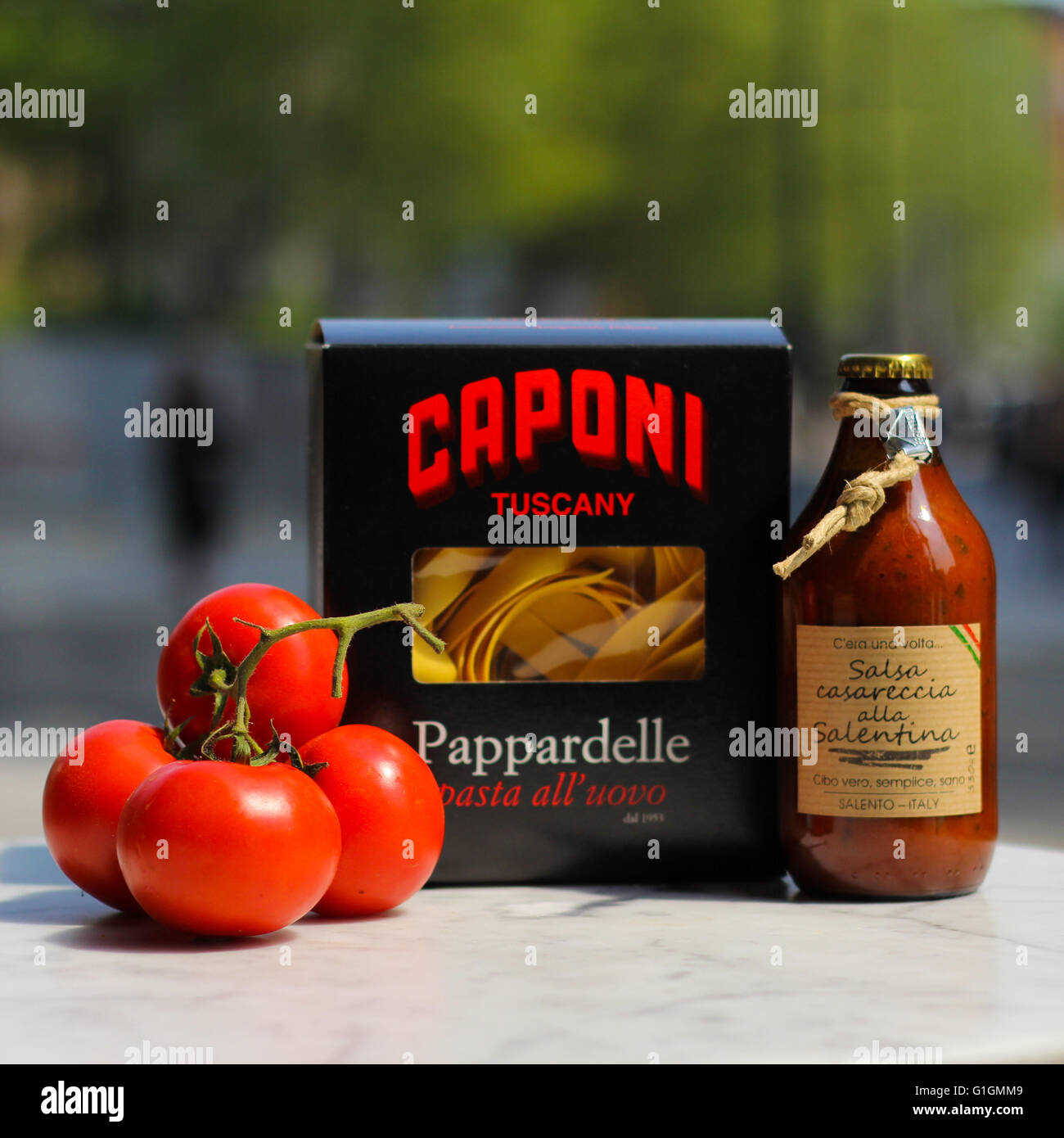 Meal source hi-res stock photography and images - Alamy