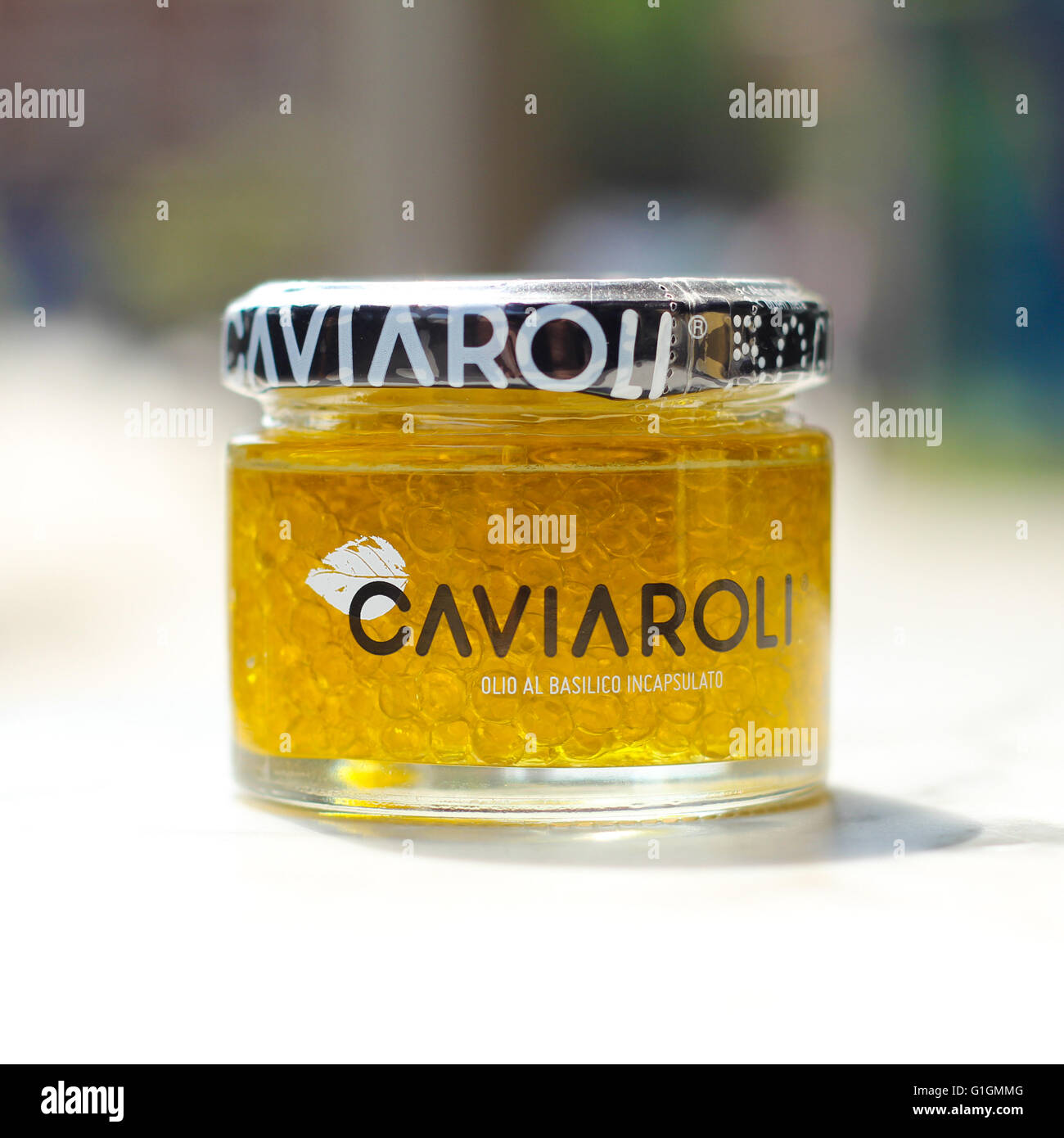 Caviar fish hi-res stock photography and images - Alamy