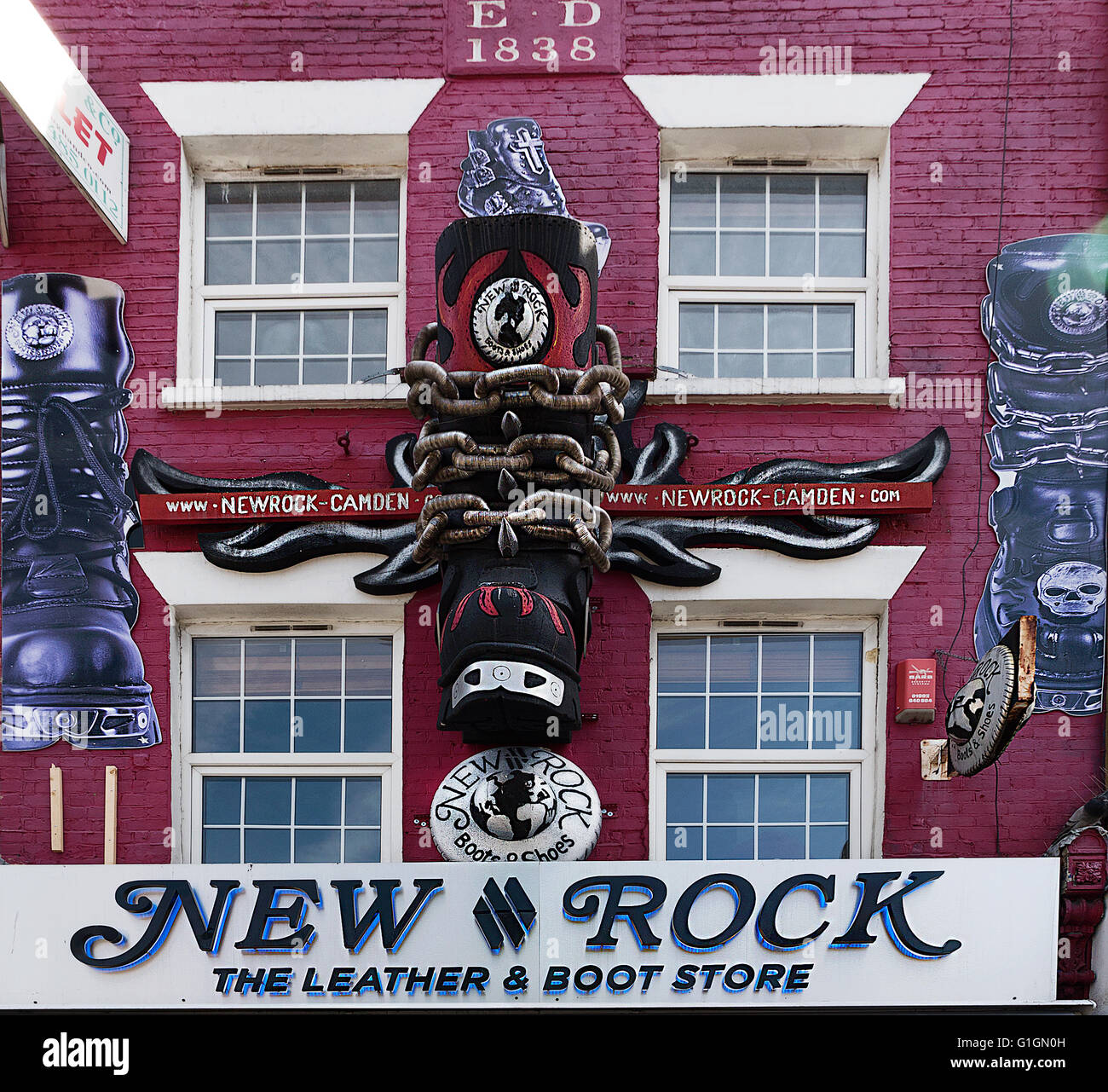 Boot store hi-res stock photography and images - Alamy