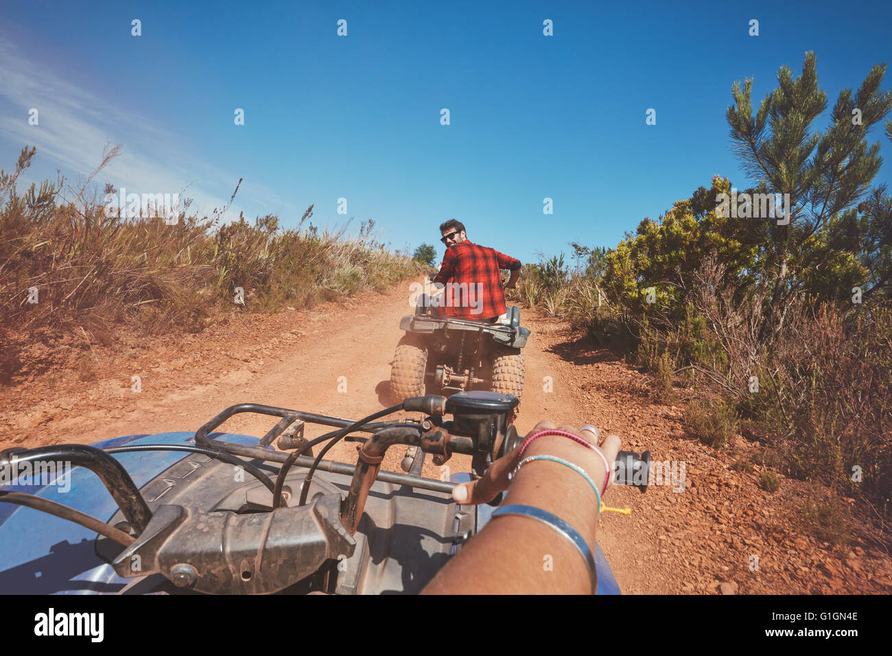 Driving pov hi-res stock photography and images - Alamy