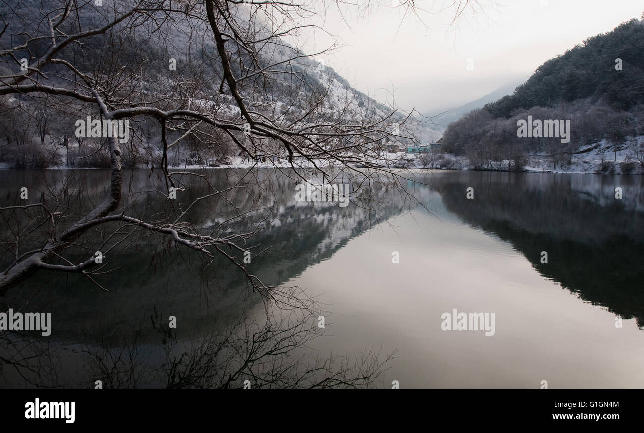 Mangup lake hi-res stock photography and images - Alamy