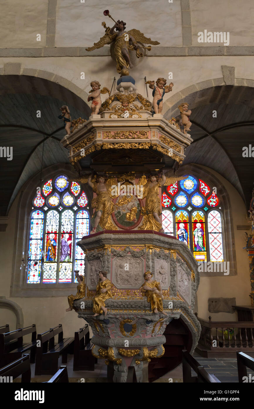 Inside catholic church pulpit hi-res stock photography and images - Alamy