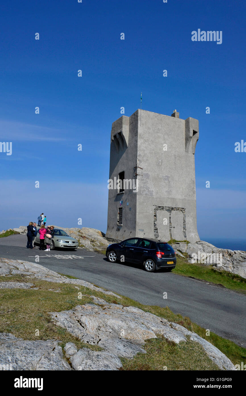 Bamba's crown hi-res stock photography and images - Alamy