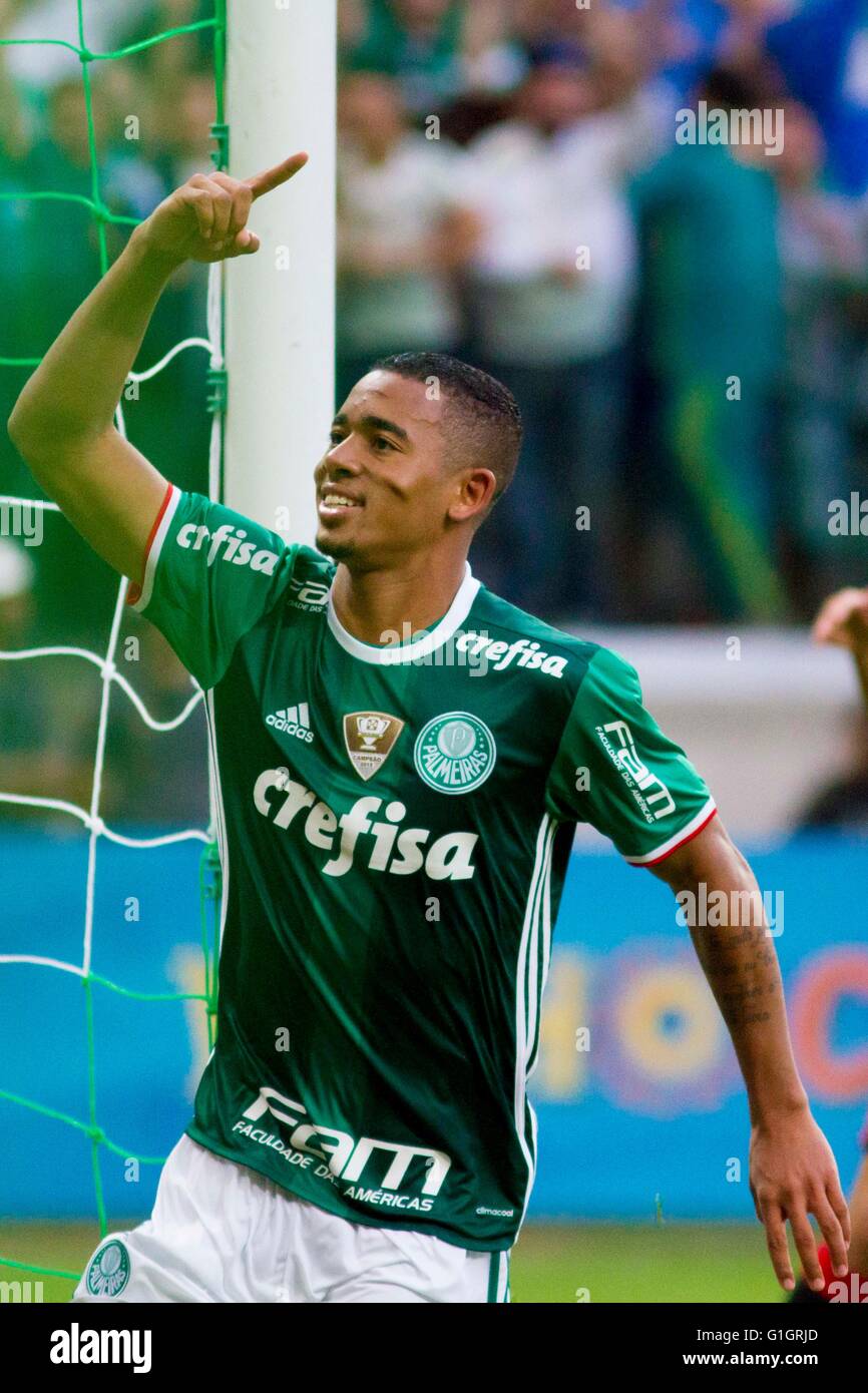 Gabriel jesus celebration hi-res stock photography and images - Alamy