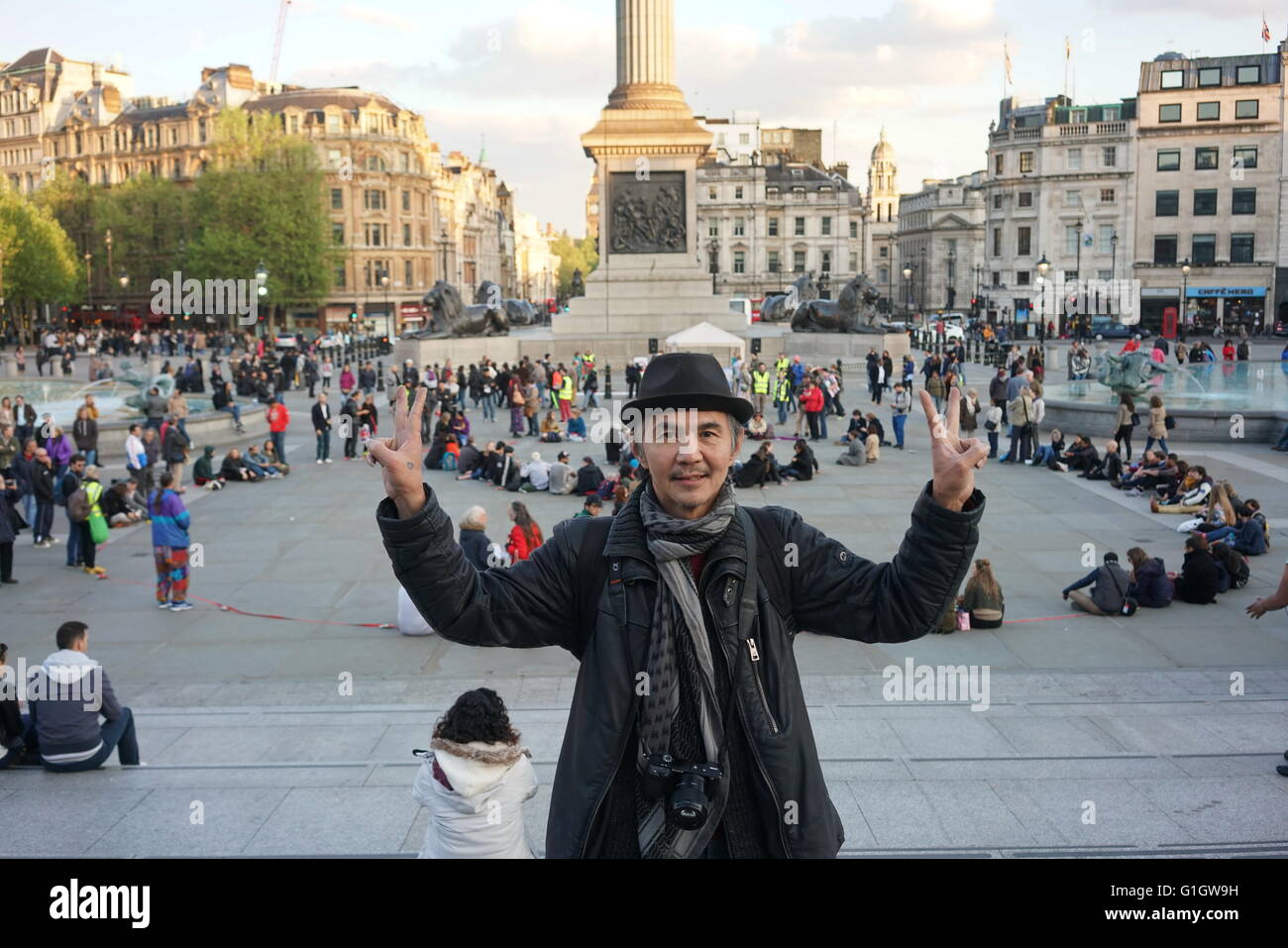 London, UK. 14th May, 2016. Living Peace Sign London and HUFUD organise ...