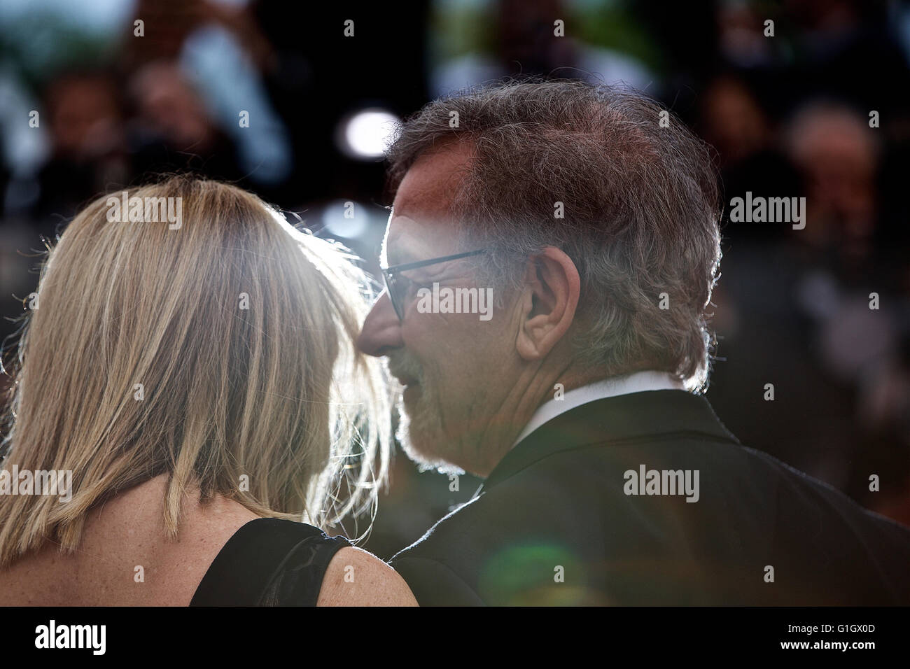 Steven spielberg wife kate capshaw arrive on the red carpet hi-res ...