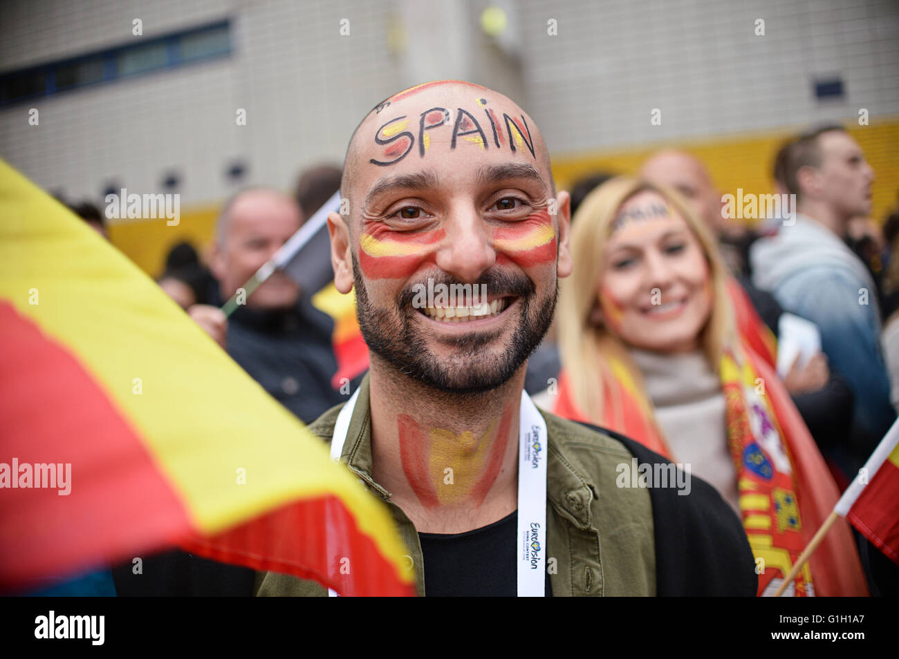 Spanish fan Alexis celebrates shortly before the Grand Final of the ...