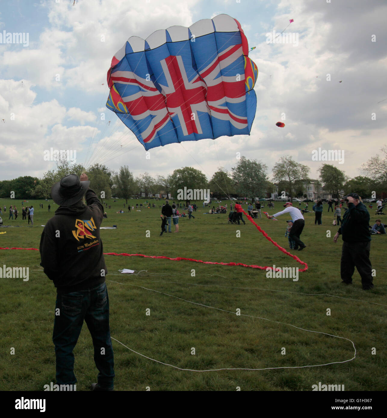 Union jack kites hi-res stock photography and images - Alamy