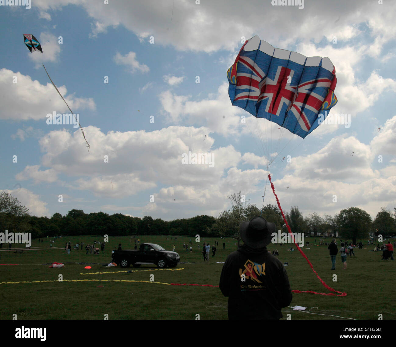 Union jack kites hi-res stock photography and images - Alamy