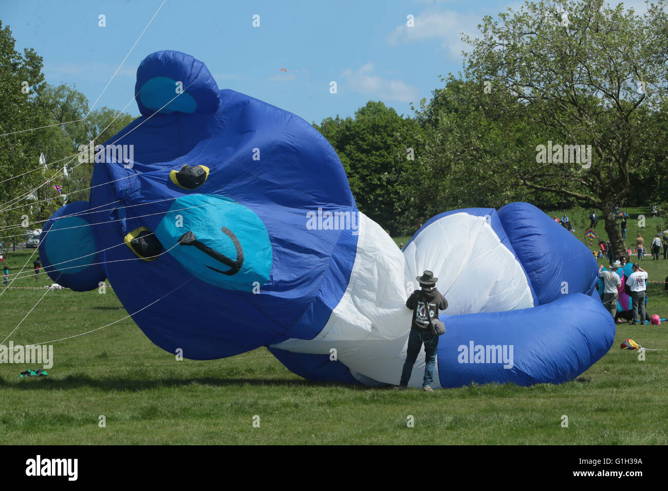 Union jack kites hi-res stock photography and images - Alamy