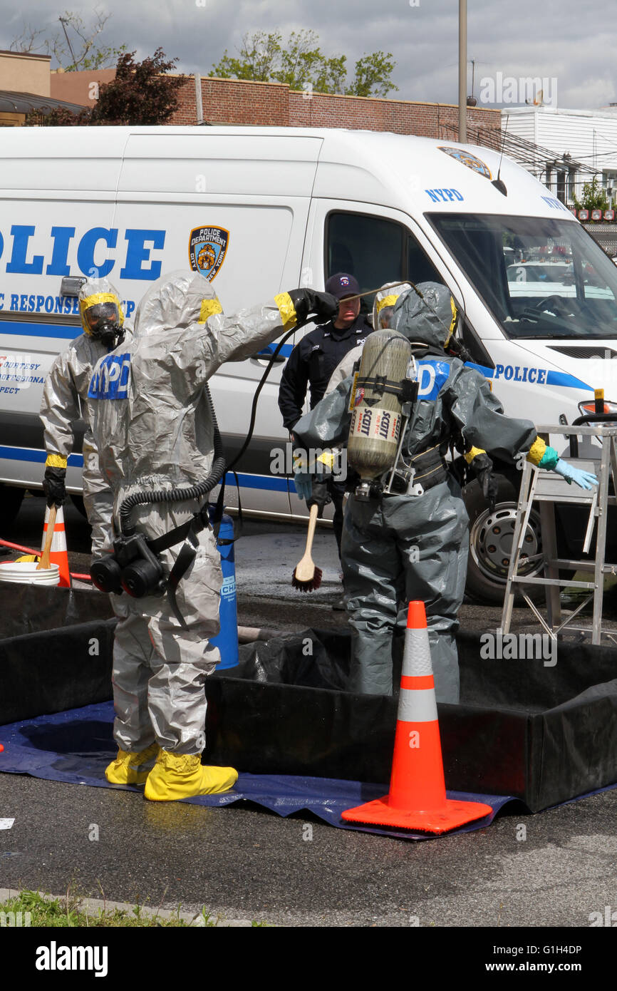New York, New York, USA. 14th May, 2016. The New york Police Department ...