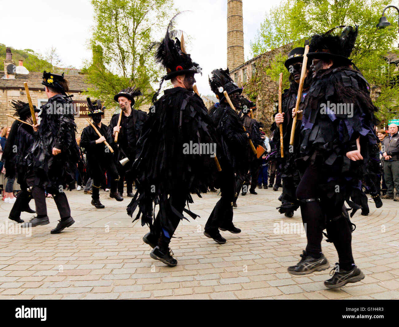 Yorkshire folk festival hi-res stock photography and images - Alamy