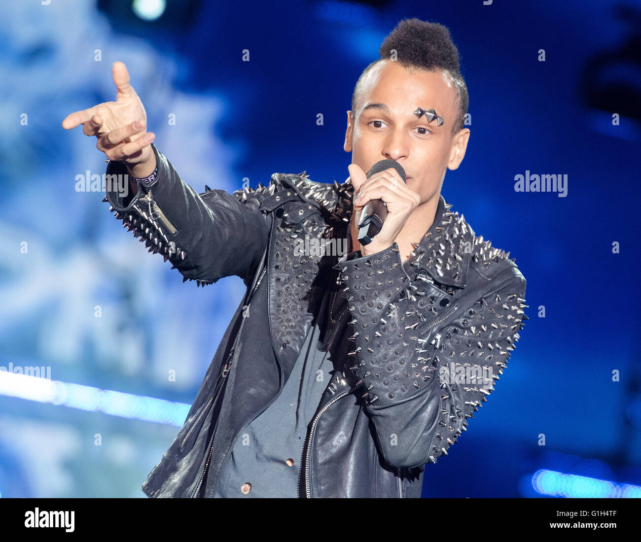 Hamburg, Germany. 15th May, 2016. Singer Prince Damien performs at ...