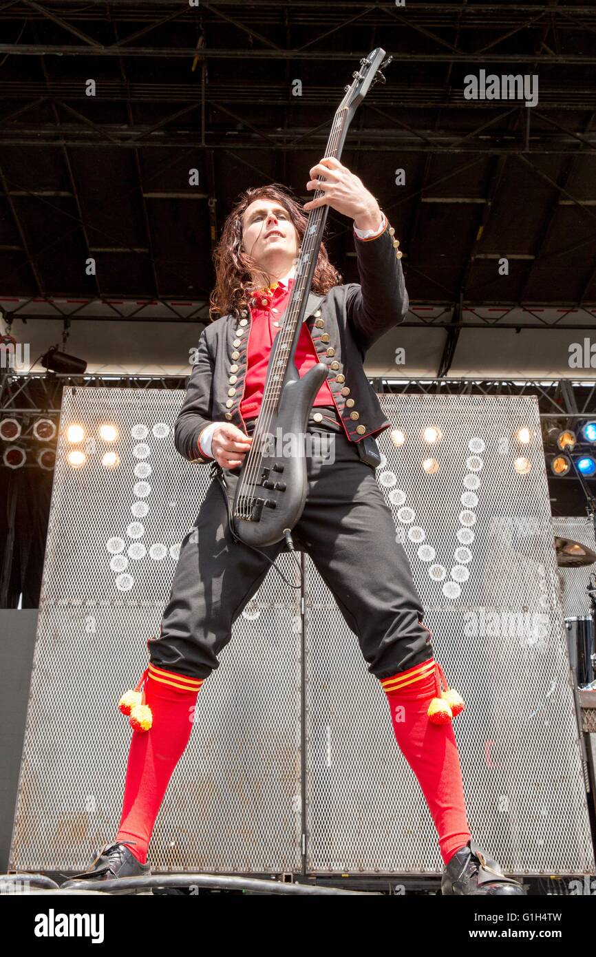 Somerset, Wisconsin, USA. 14th May, 2016. Bassist HENRIK SANDELIN of ...
