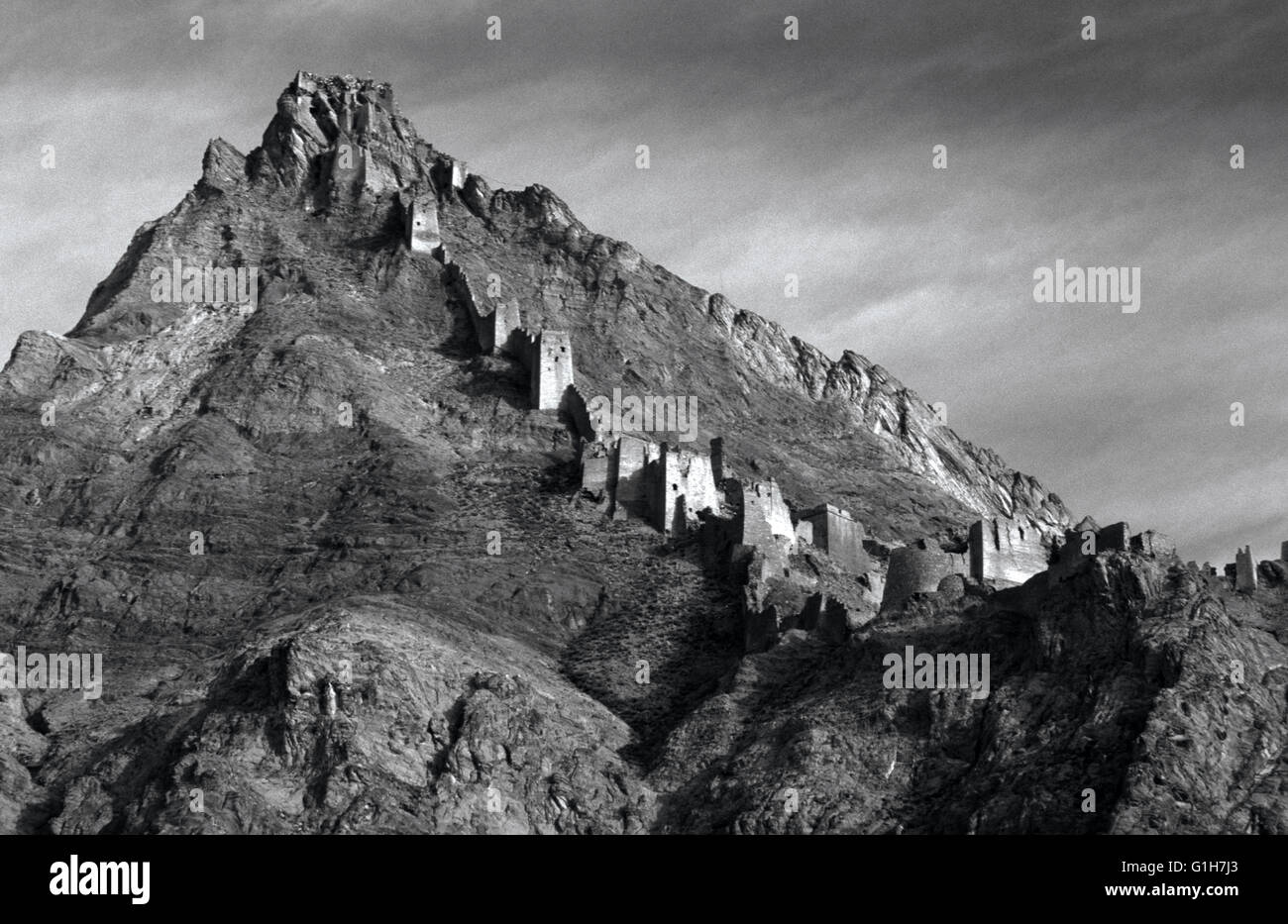 xegar fort tibet Stock Photo - Alamy