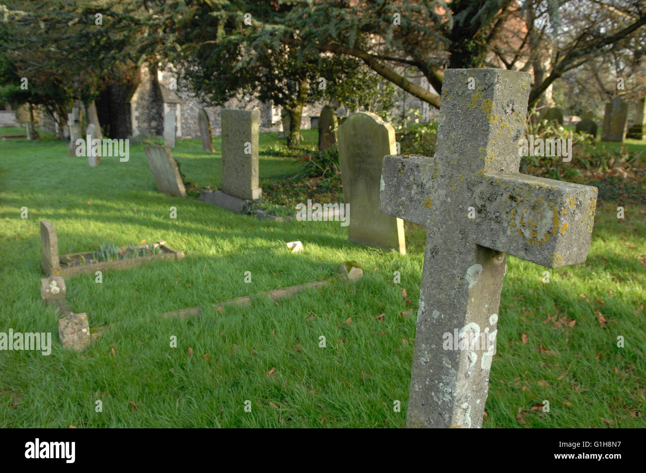 graveyard,Kent, Sandwich,UK, cross Stock Photo - Alamy
