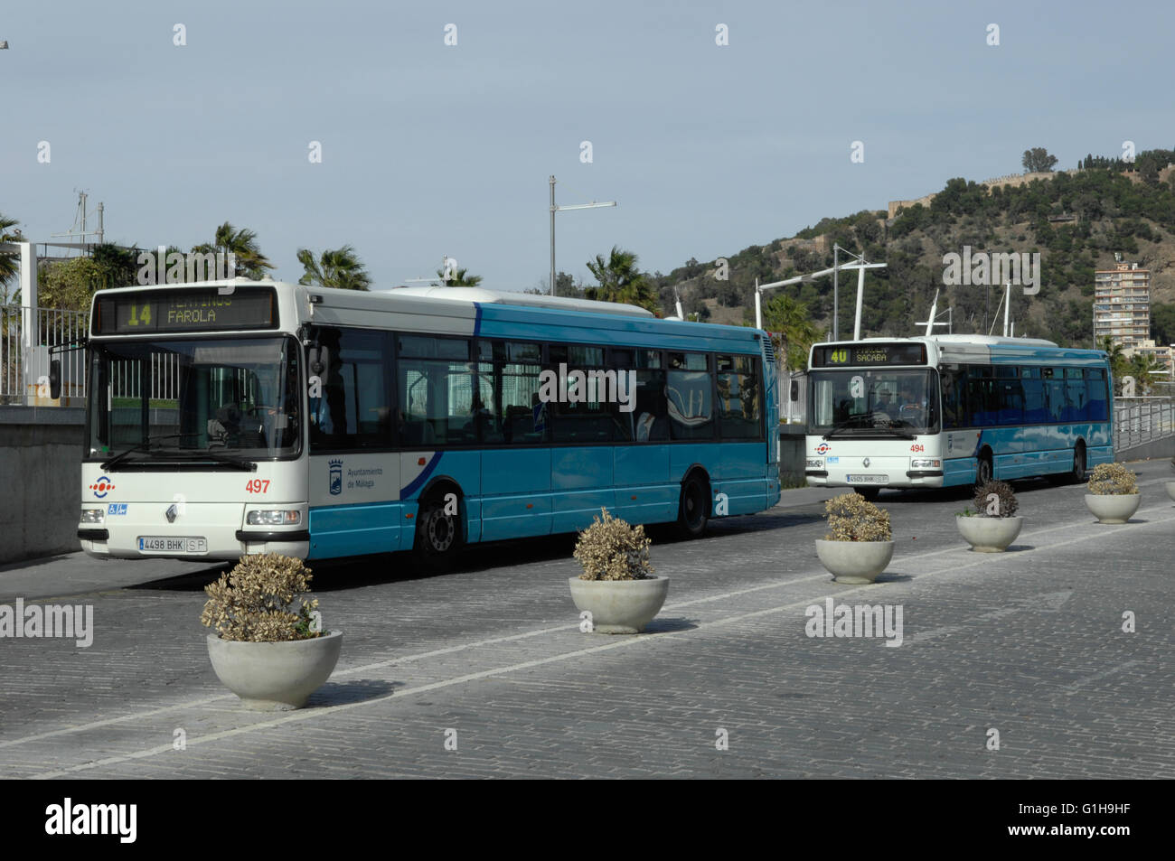 14 bus hi-res stock photography and images - Alamy