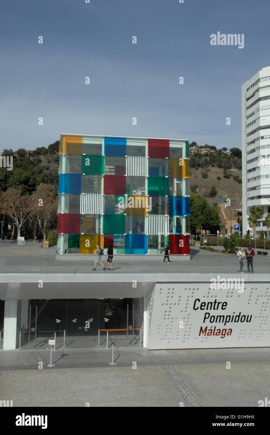 chain, French museum ,Pompidou Centre,Rubic's cube ,harbor,harbour,port ...