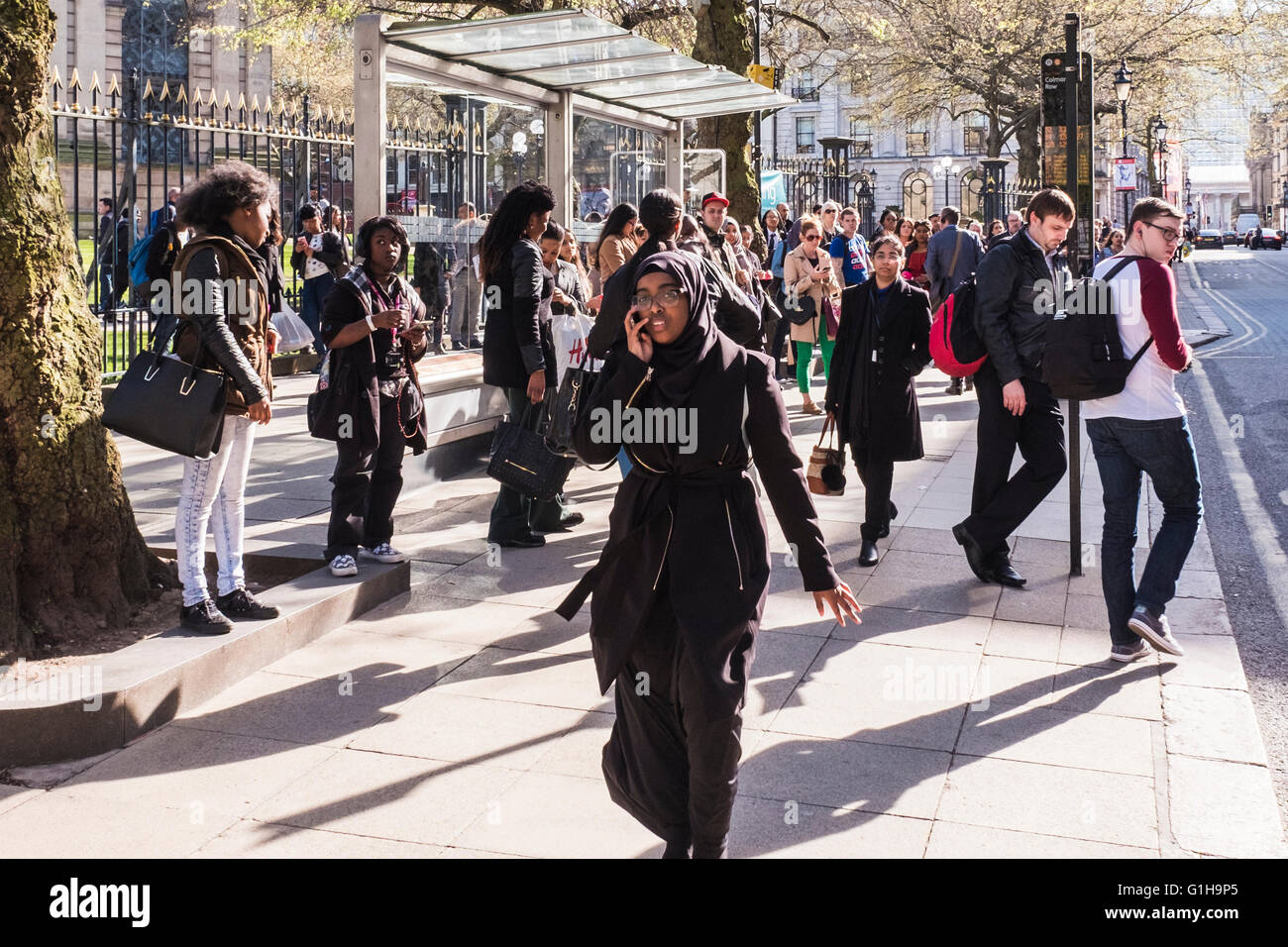 People at Bus Stop, Birmingham, West Midlands, England, U.K Stock Photo ...