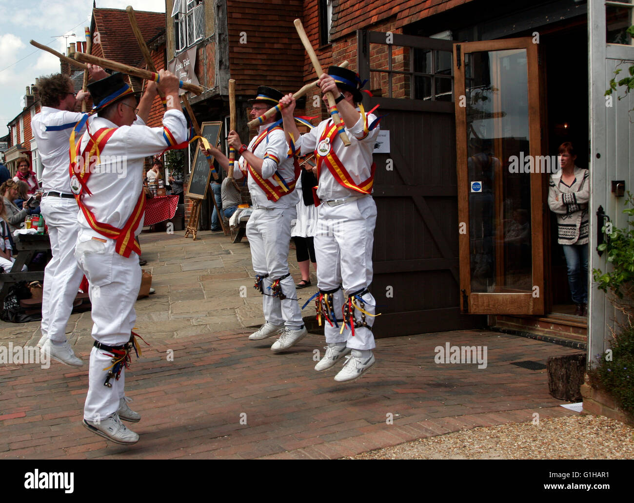 Traditional morris dancing musician violin hi-res stock photography and ...