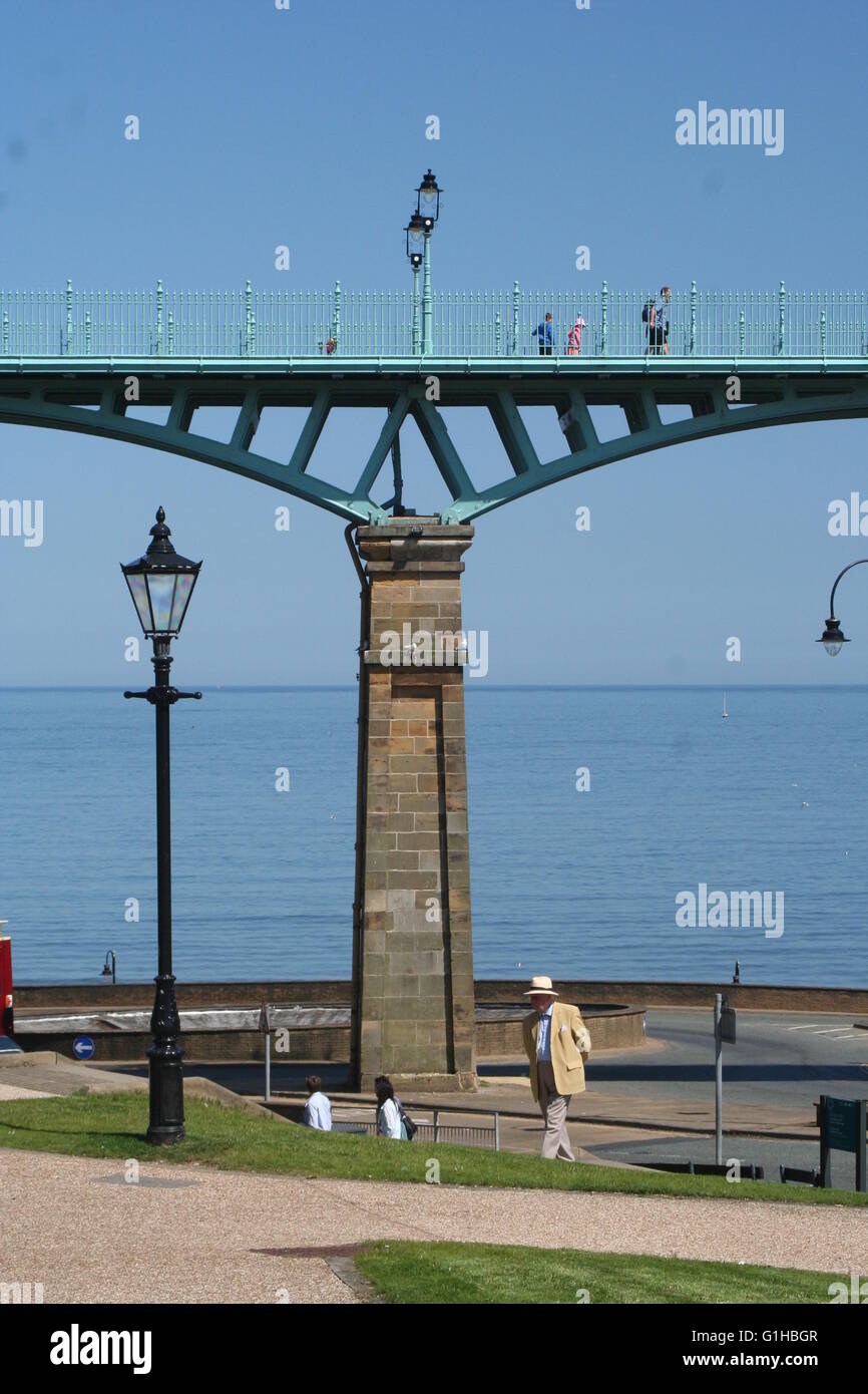 Spa Bridge Scarborough Stock Photo - Alamy