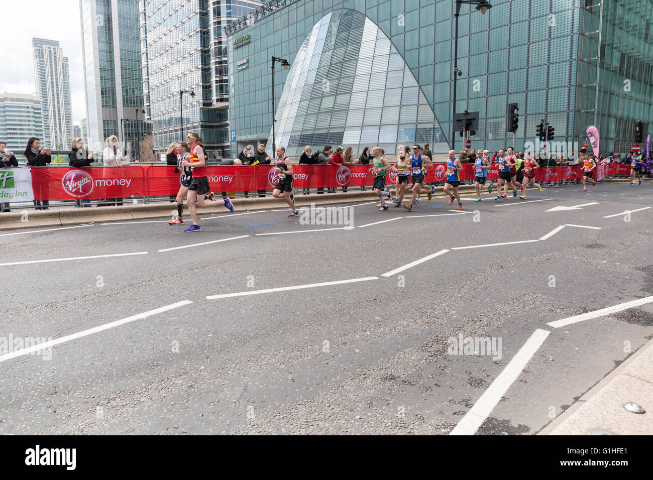 Club runners at the London Marathon 2016 Stock Photo - Alamy