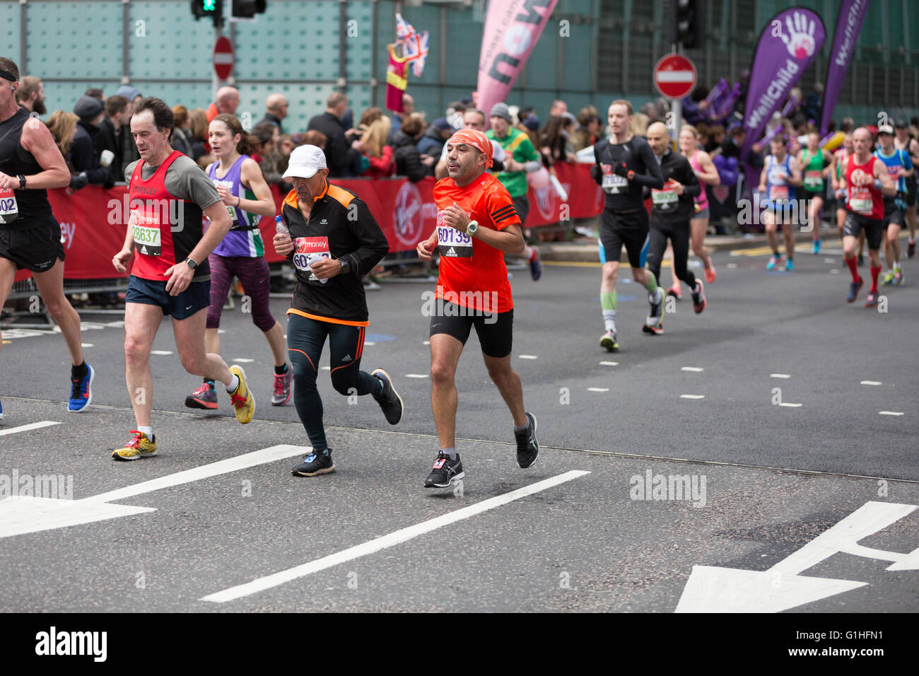 Charity fun runners at the London Marathon 2016 Stock Photo - Alamy