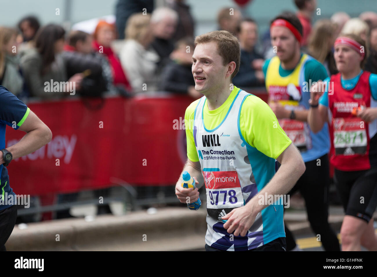 Fun runners at the London Marathon Stock Photo - Alamy
