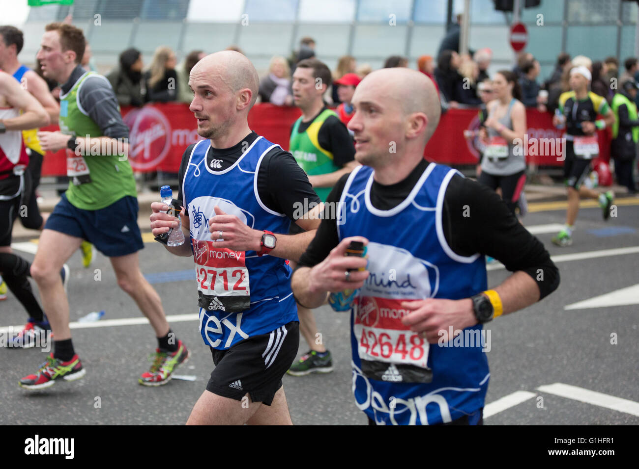 Fun runners at the London Marathon Stock Photo - Alamy