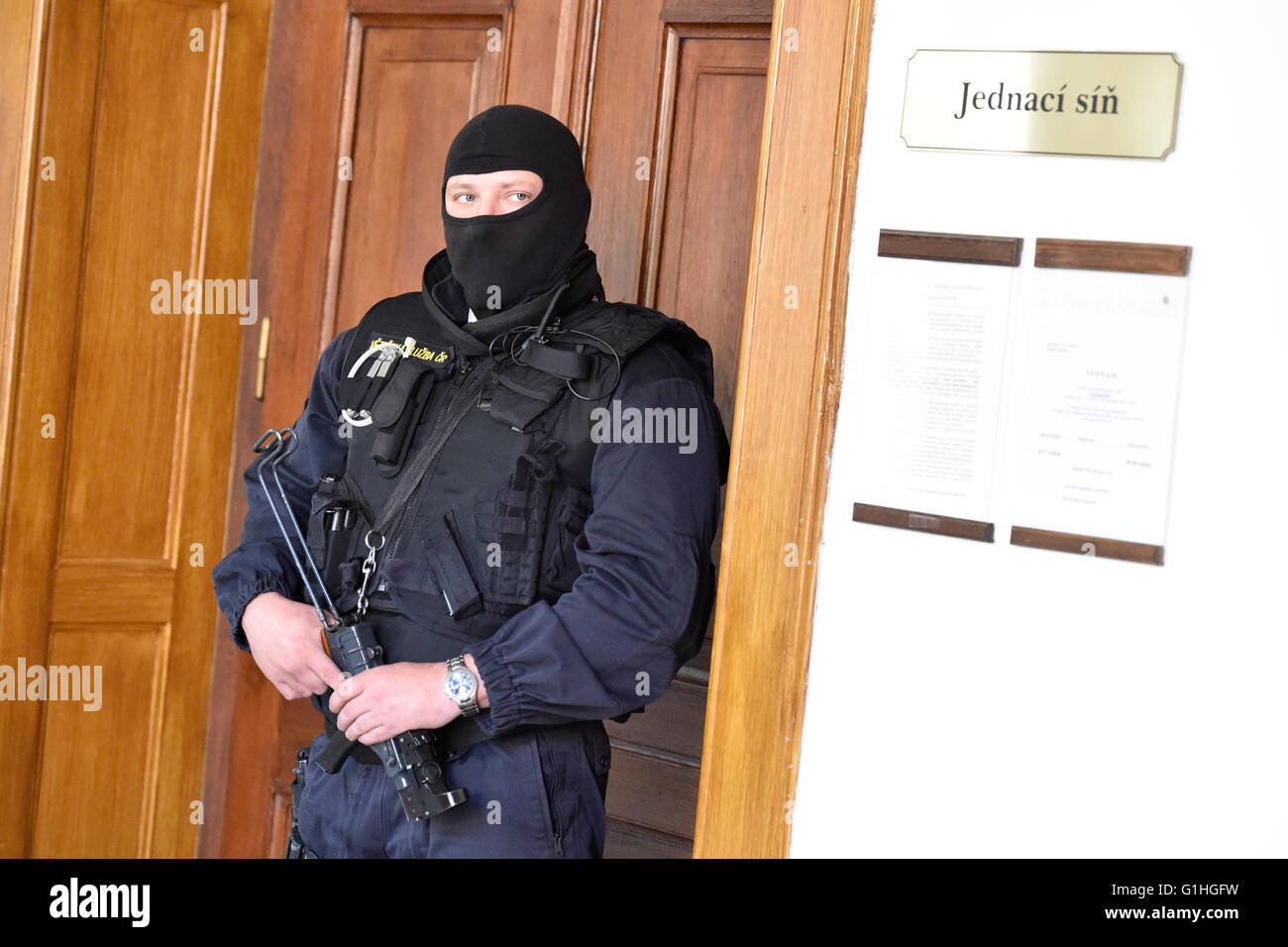 Prison Service, armed guards Stock Photo - Alamy