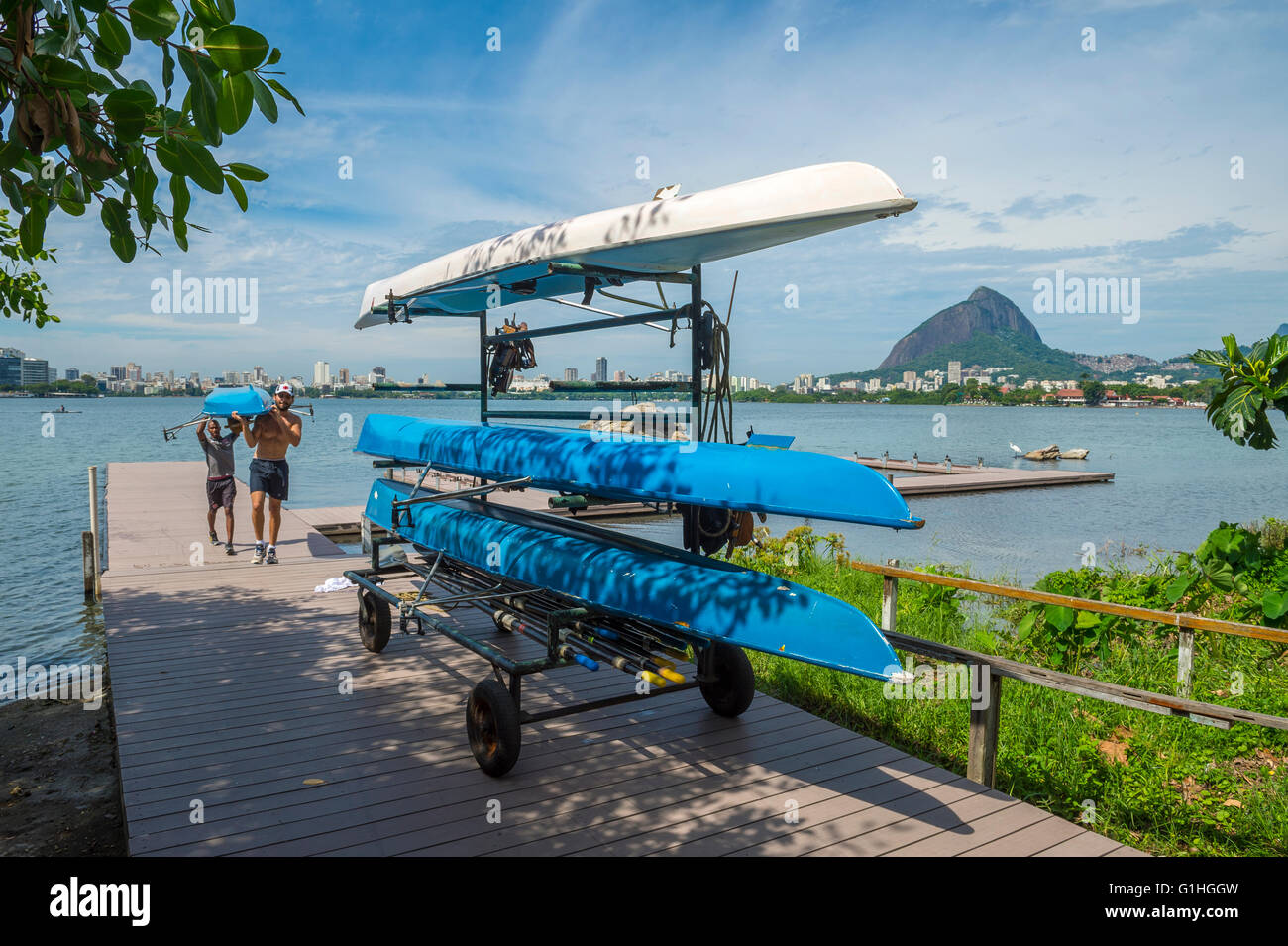 RIO DE JANEIRO - MARCH 03, 2016: Members of the Vasco da Gama rowing ...