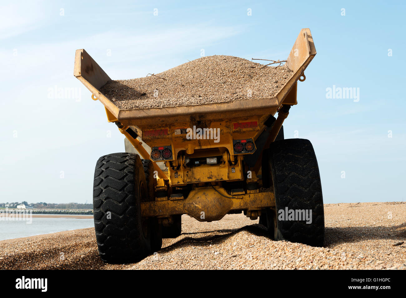 Lorries tipper truck hi-res stock photography and images - Alamy