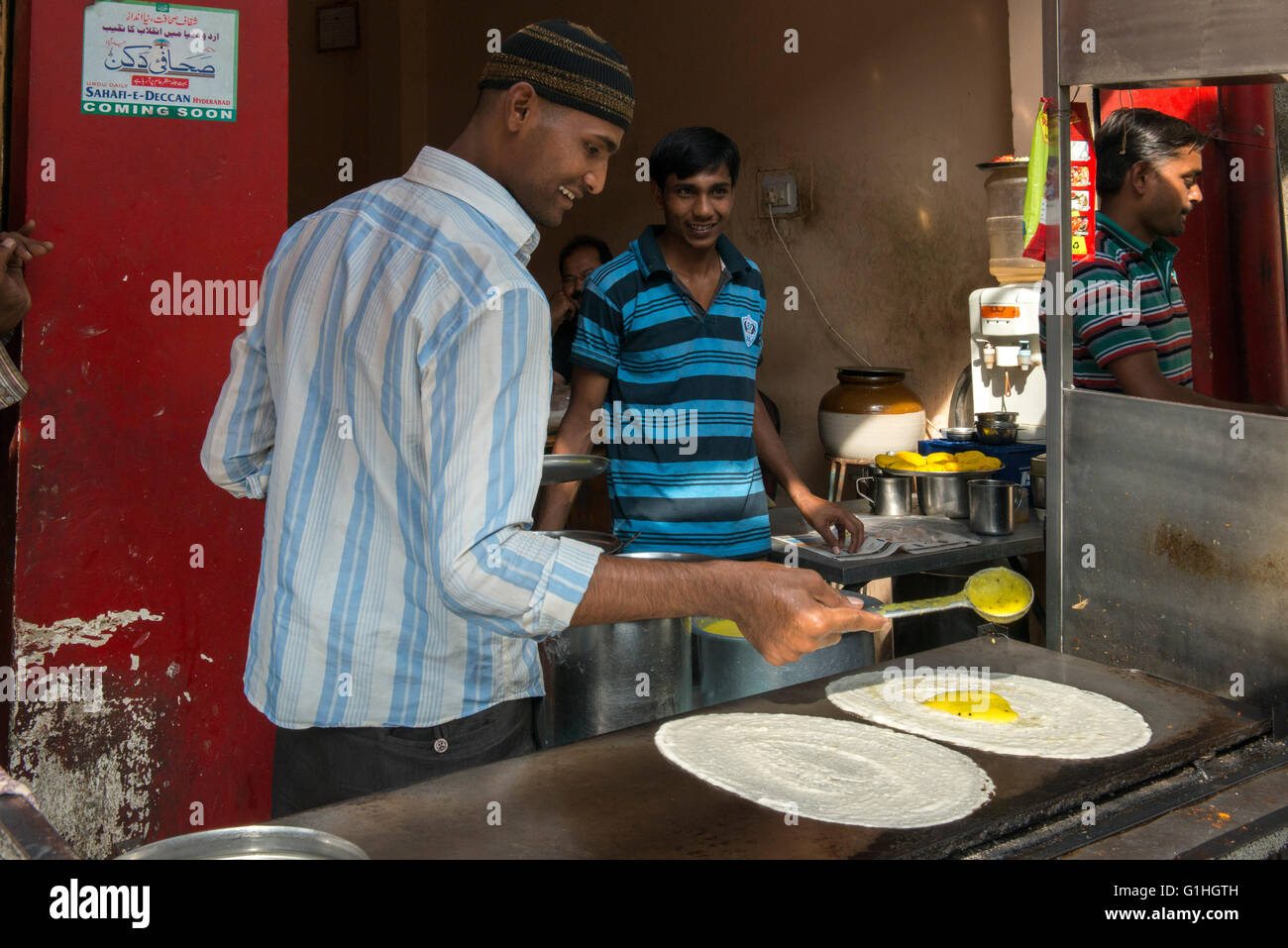 Man Preparing Dosa, Hyderabad Stock Photo - Alamy