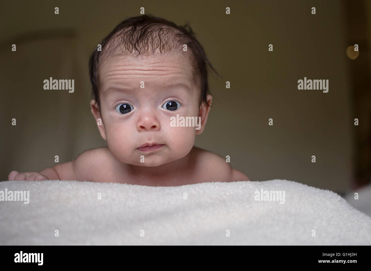 Scared baby hi-res stock photography and images - Alamy