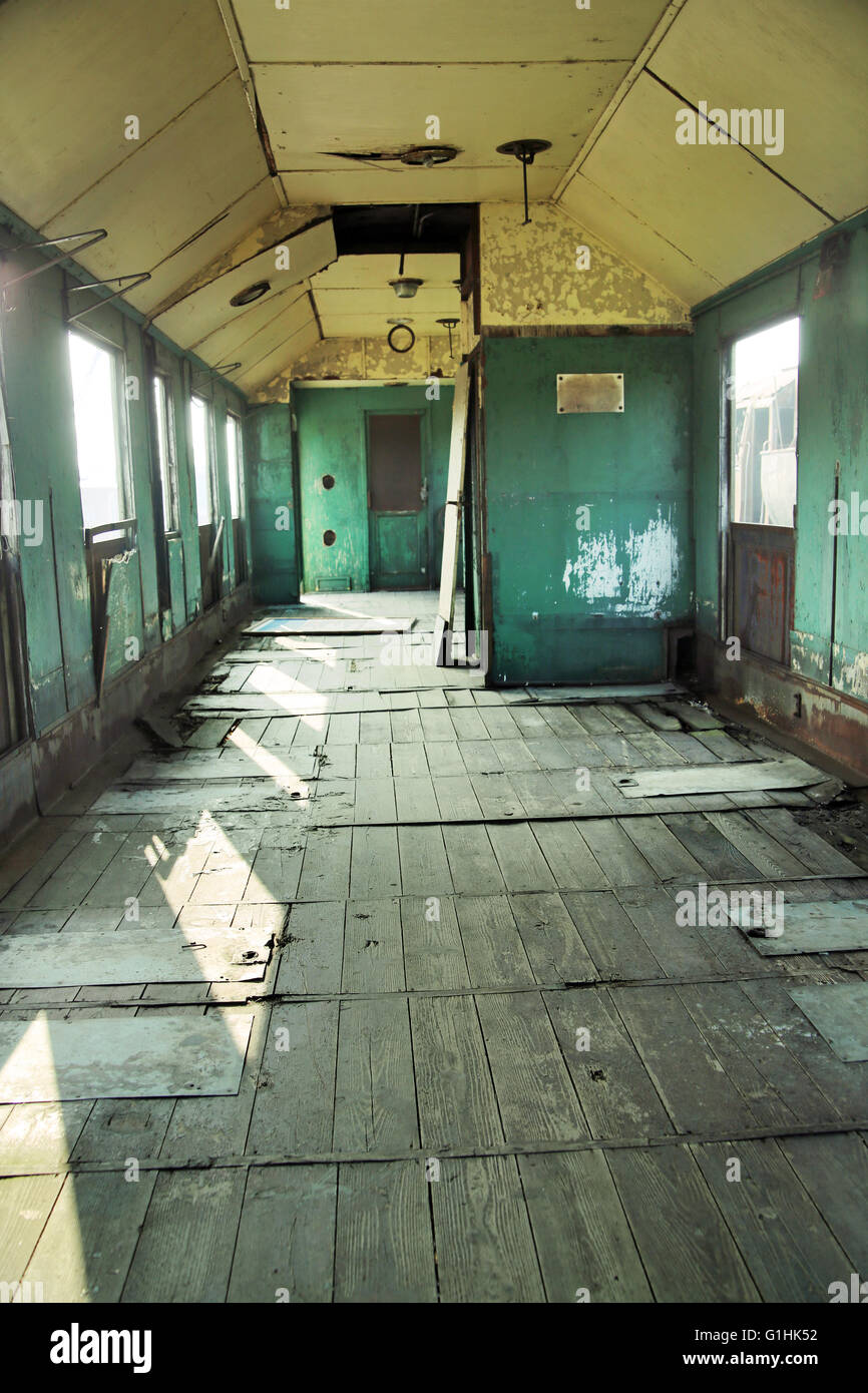 Old crashed room in the antique building Stock Photo - Alamy