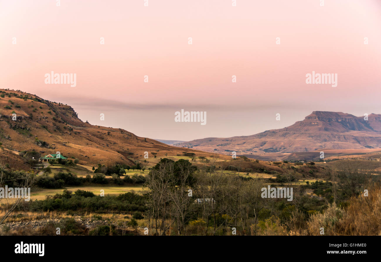 Sunset in the Drakensberg Mountains, KwaZulu Natal, South Africa Stock ...
