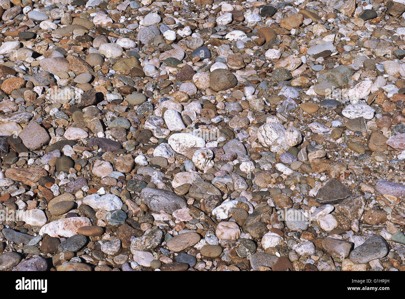 dry river bed rocks Stock Photo - Alamy