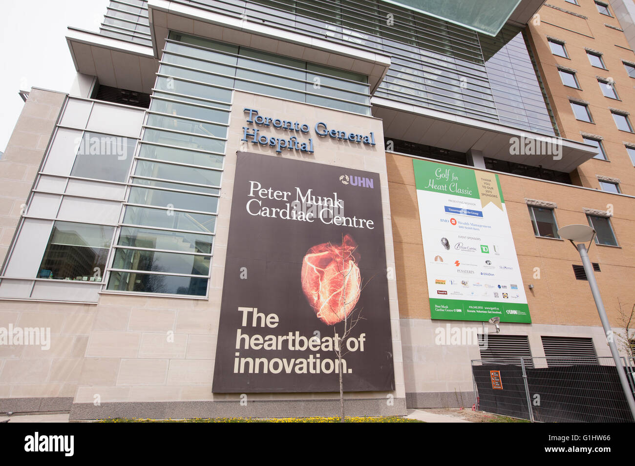 TORONTO - APRIL 28, 2016: Peter Munk Cardiac Center at The Toronto ...