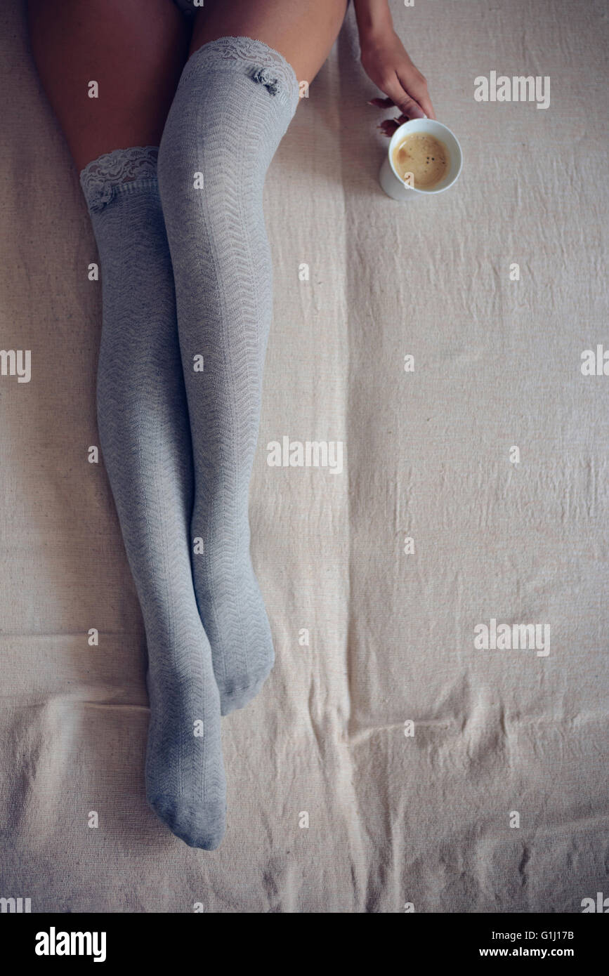 Crumpled bed clothes hi-res stock photography and images - Alamy