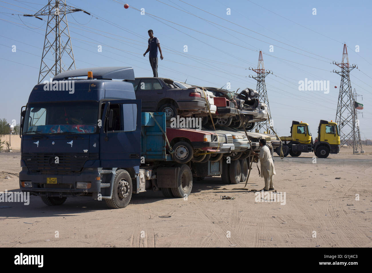 Scrap cars on a trailer hi-res stock photography and images - Alamy