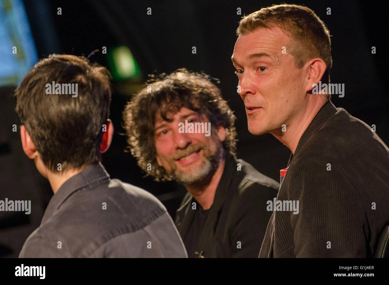 Portraits on stage hi-res stock photography and images - Alamy