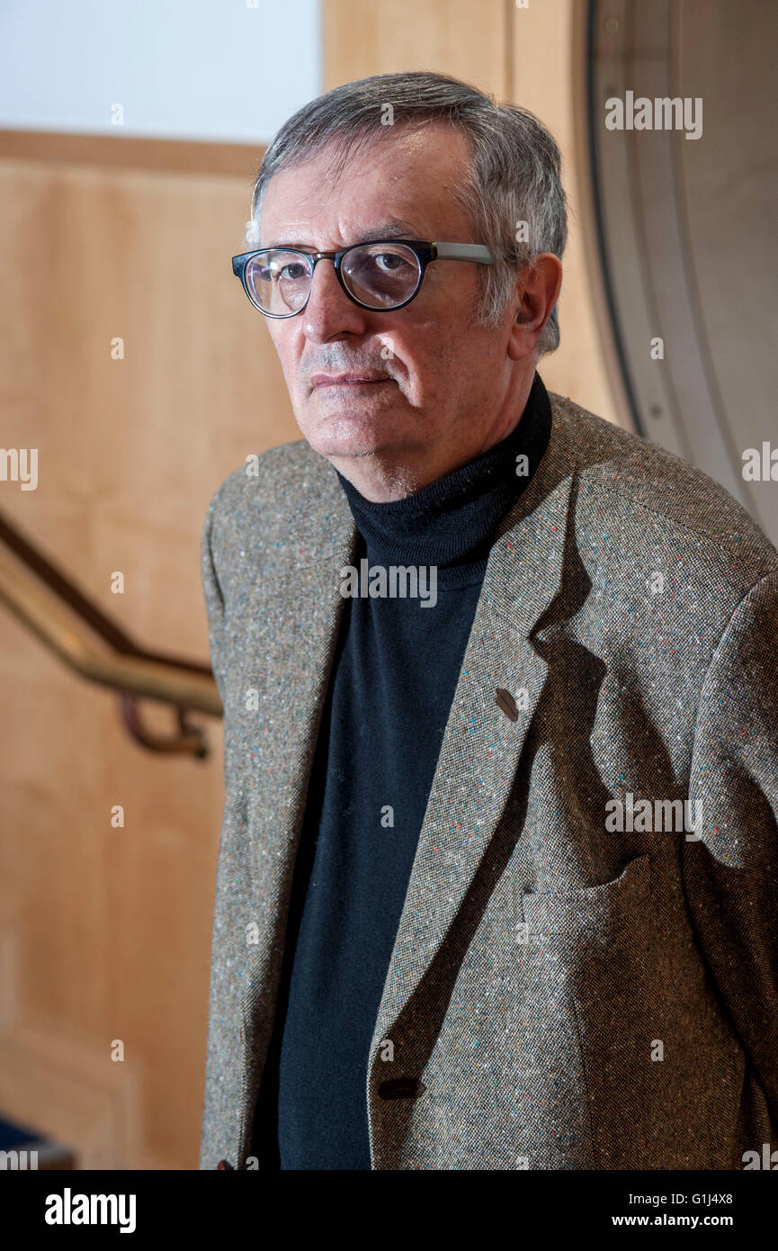 Greatest living english philosopher hi-res stock photography and images ...