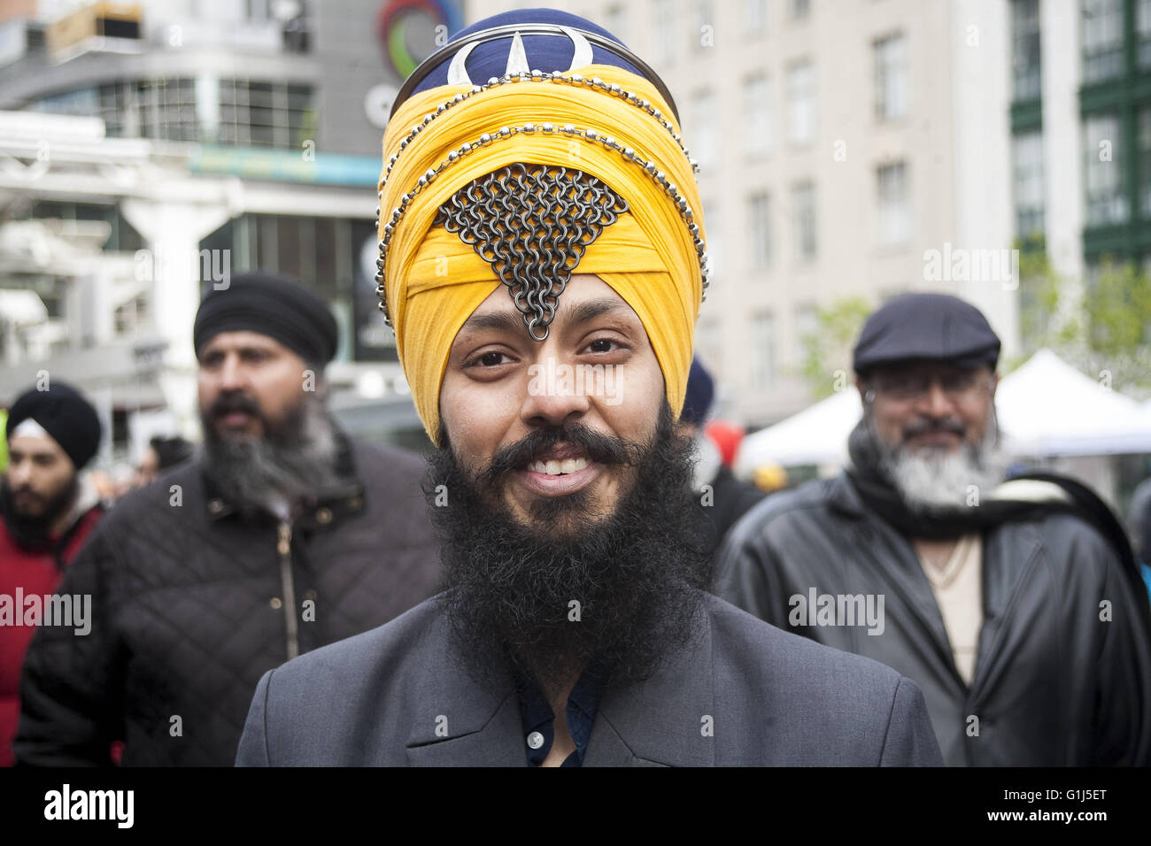 Turban up day _21 hi-res stock photography and images - Alamy