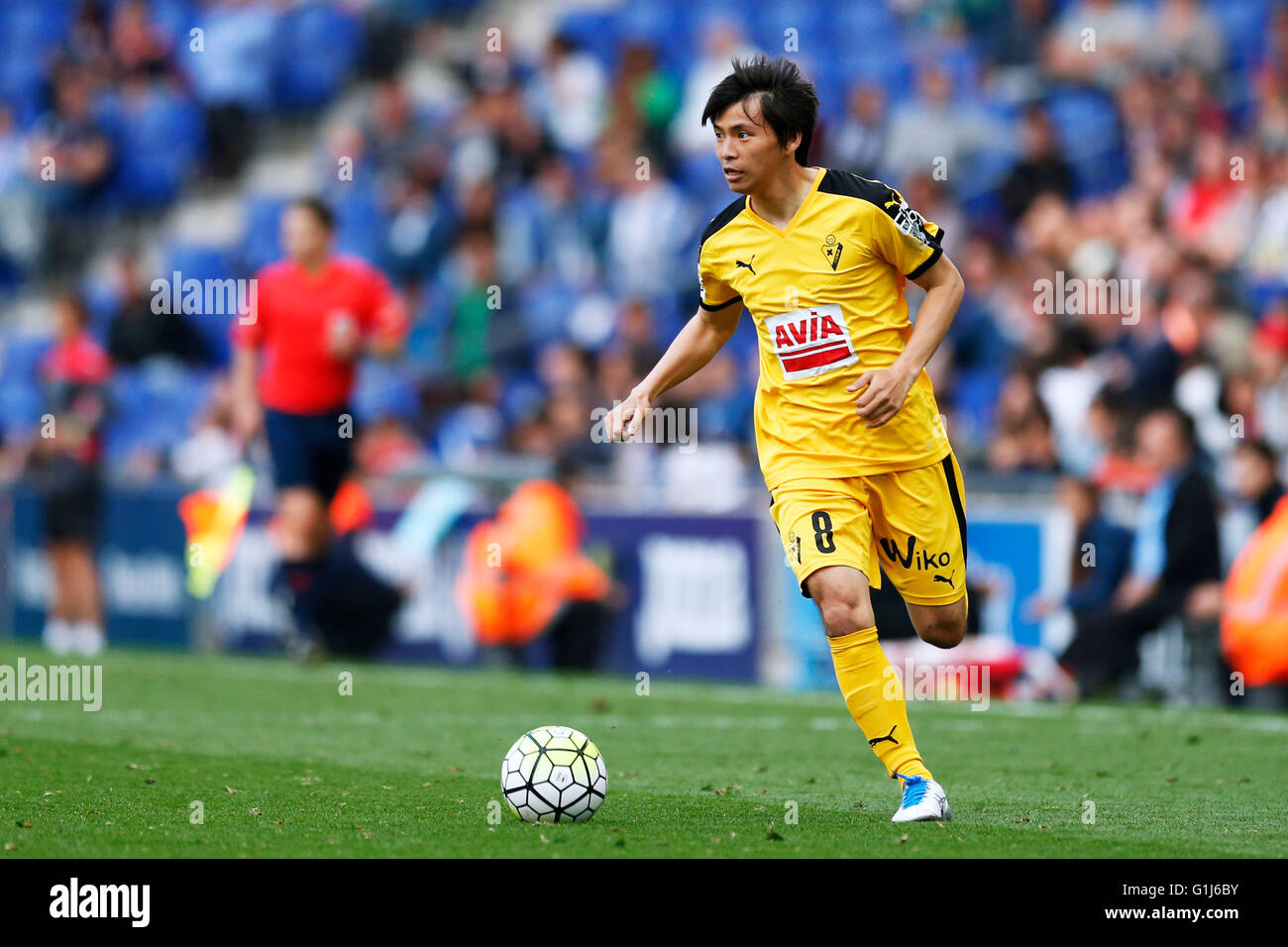 Cornella Llobregat, Spain. © D. 15th May, 2016. Takashi Inui (Eibar ...